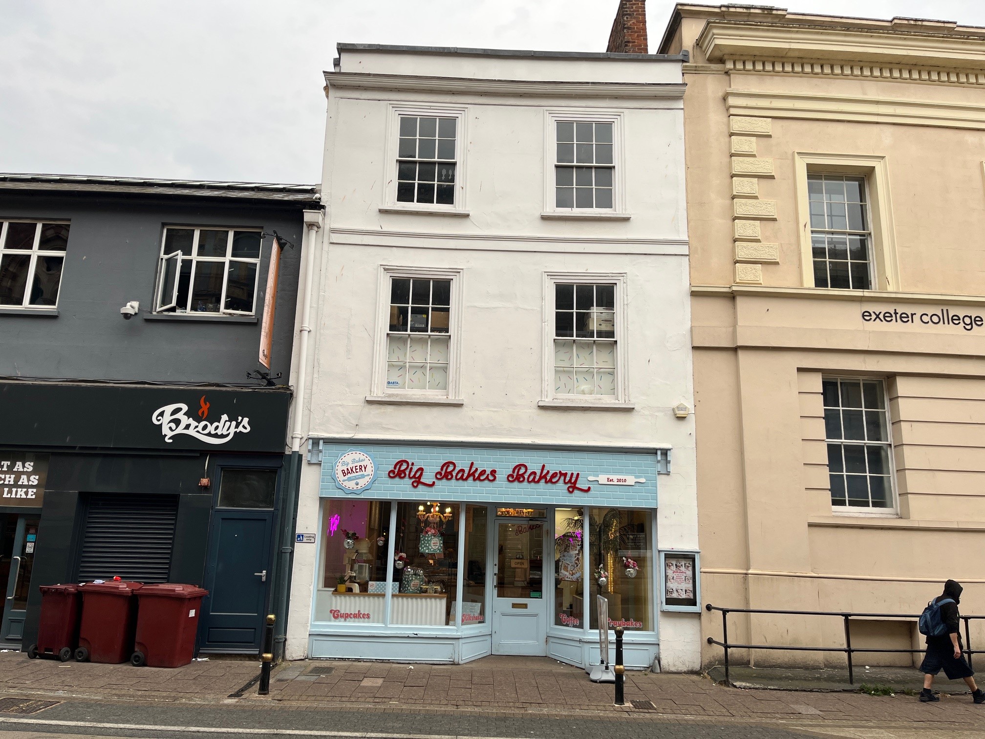 Shop let in Exeter's Queen Street - Stratton Creber Commercial ...
